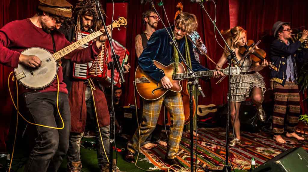 Magic Garden Pub – The Magic Garden is a pub and live music venue in ...